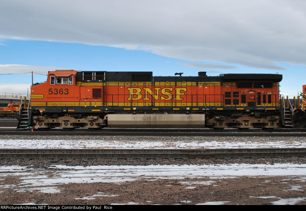 BNSF 5363